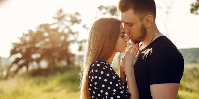 Romanian Brides: How To Date Romanian Women | LadaDate