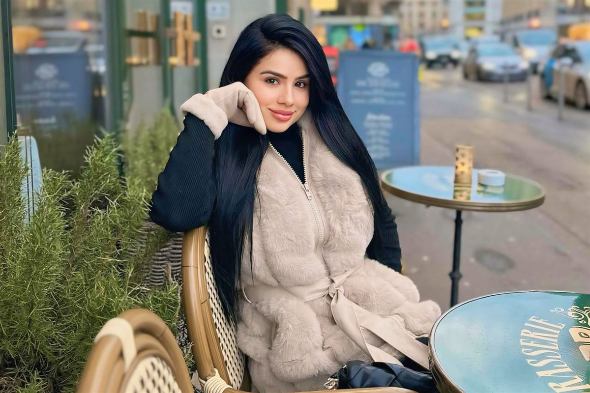 Charming Leidy Sulay (34 y.o.) from Bogota with Black hair - ID 918347 ...