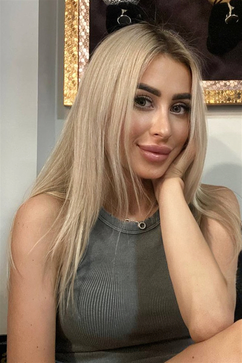 Beautiful Yevheniia (28 y.o.) from Rome with Light Brown hair - ID 796351 | LadaDate