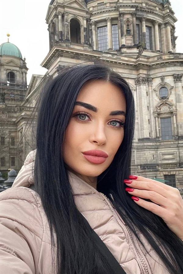 Dating a german woman Inna from Berlin with Black hair 51yo - ID 357898 ...