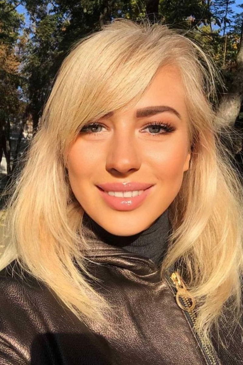 Charming Elena (44 y.o.) from London with Blonde hair - ID 229266 ...