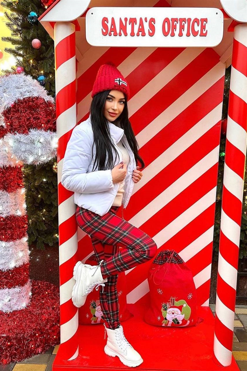 Dating a german woman Inna from Berlin with Black hair 51yo - ID 357898 ...