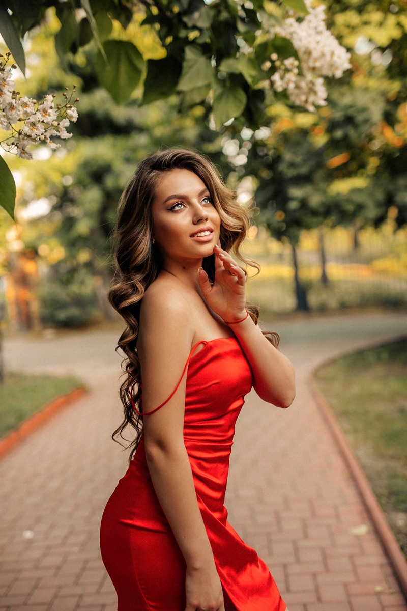 Beautiful Ivanna (22 y.o.) from Tiraspol with Light Brown hair - ID ...