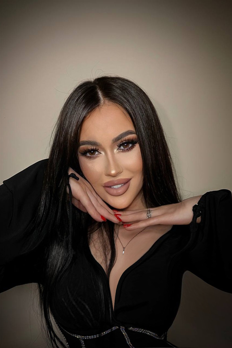 Wonderful Inna 27 Y O From Dnepr With Black Hair Id 313603 Ladadate