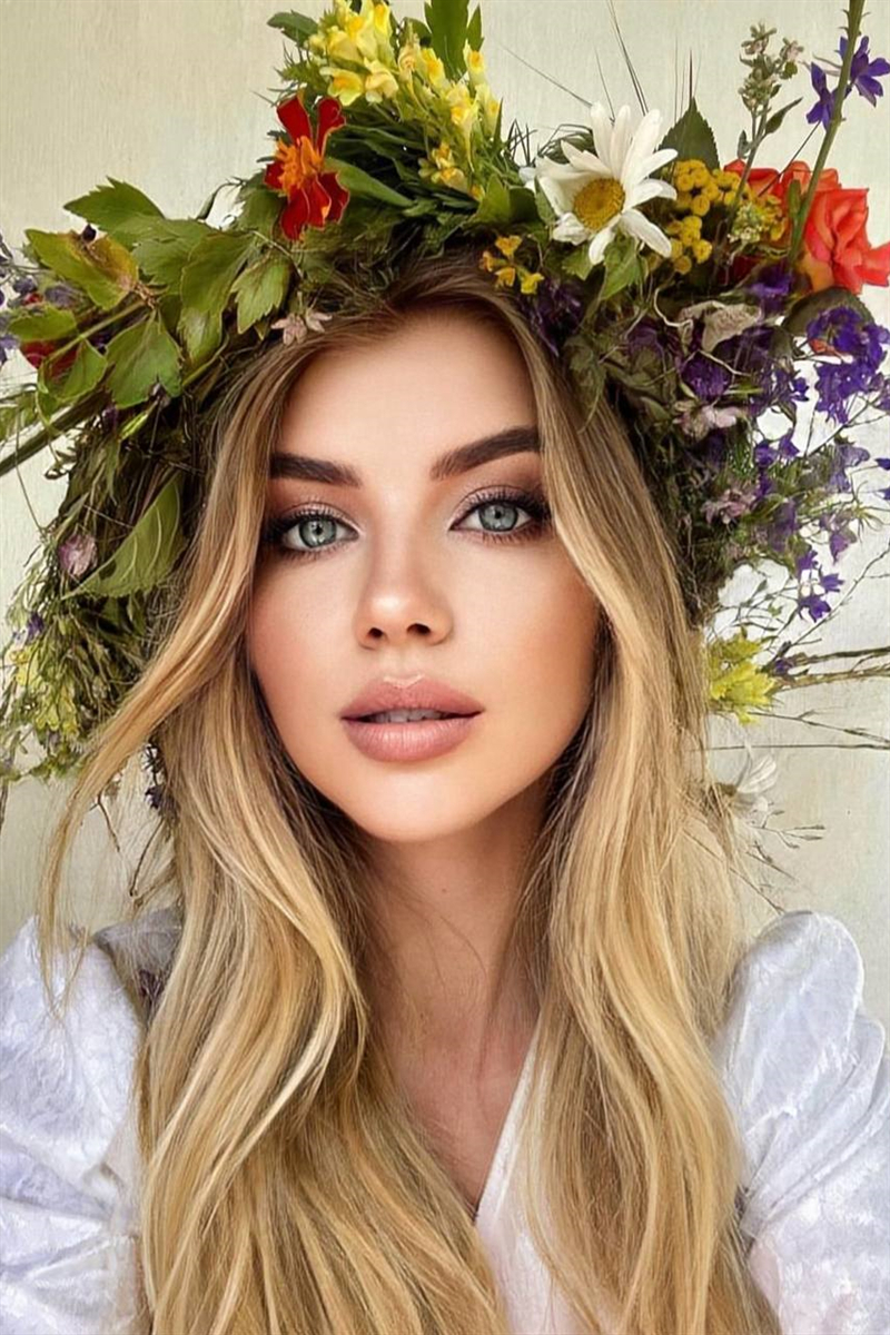 Wonderful Yulia (30 y.o.) from Kiev with Blonde hair - ID 759210 | LadaDate