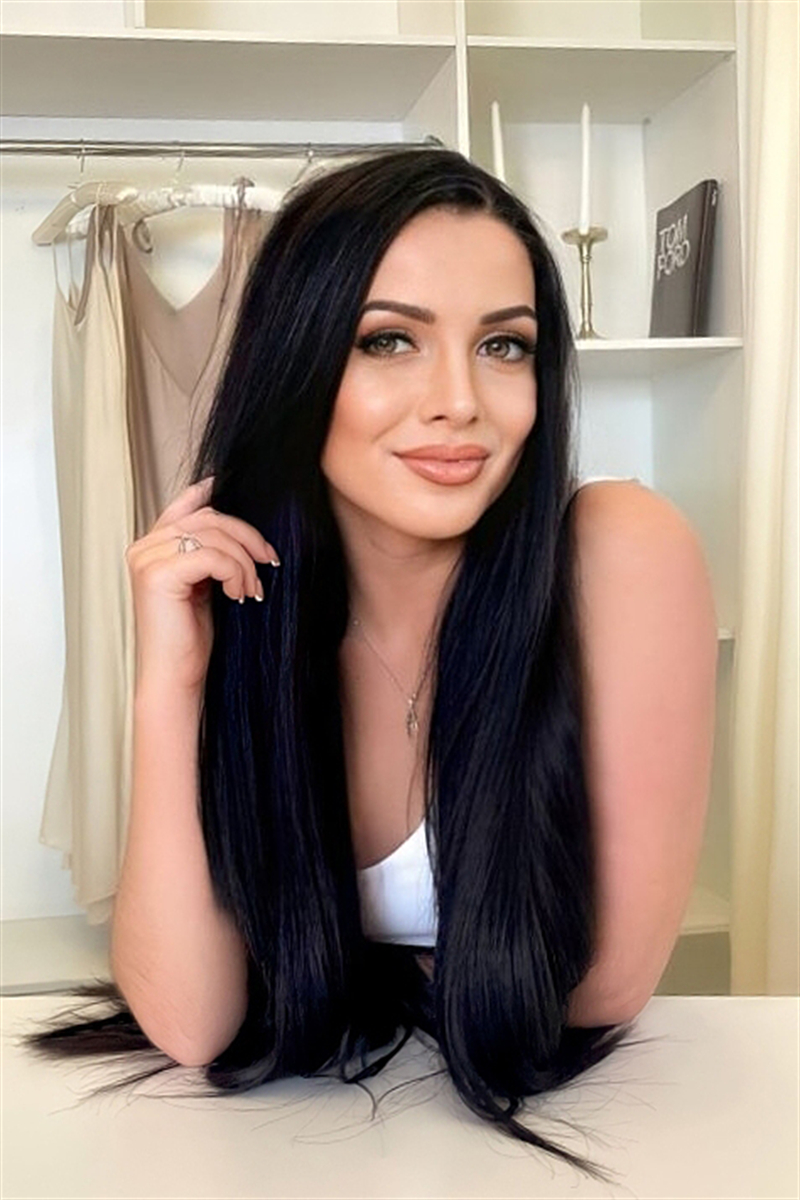 Beautiful Olga (39 y.o.) from Dnepr with Black hair - ID 147869 | LadaDate
