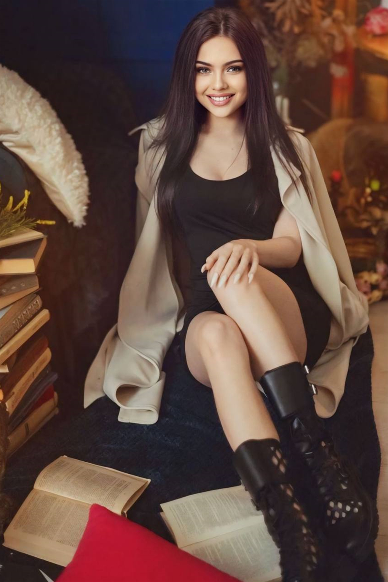 Wonderful Marianna (22 y.o.) from Kiev with Black hair - ID 208678 ...