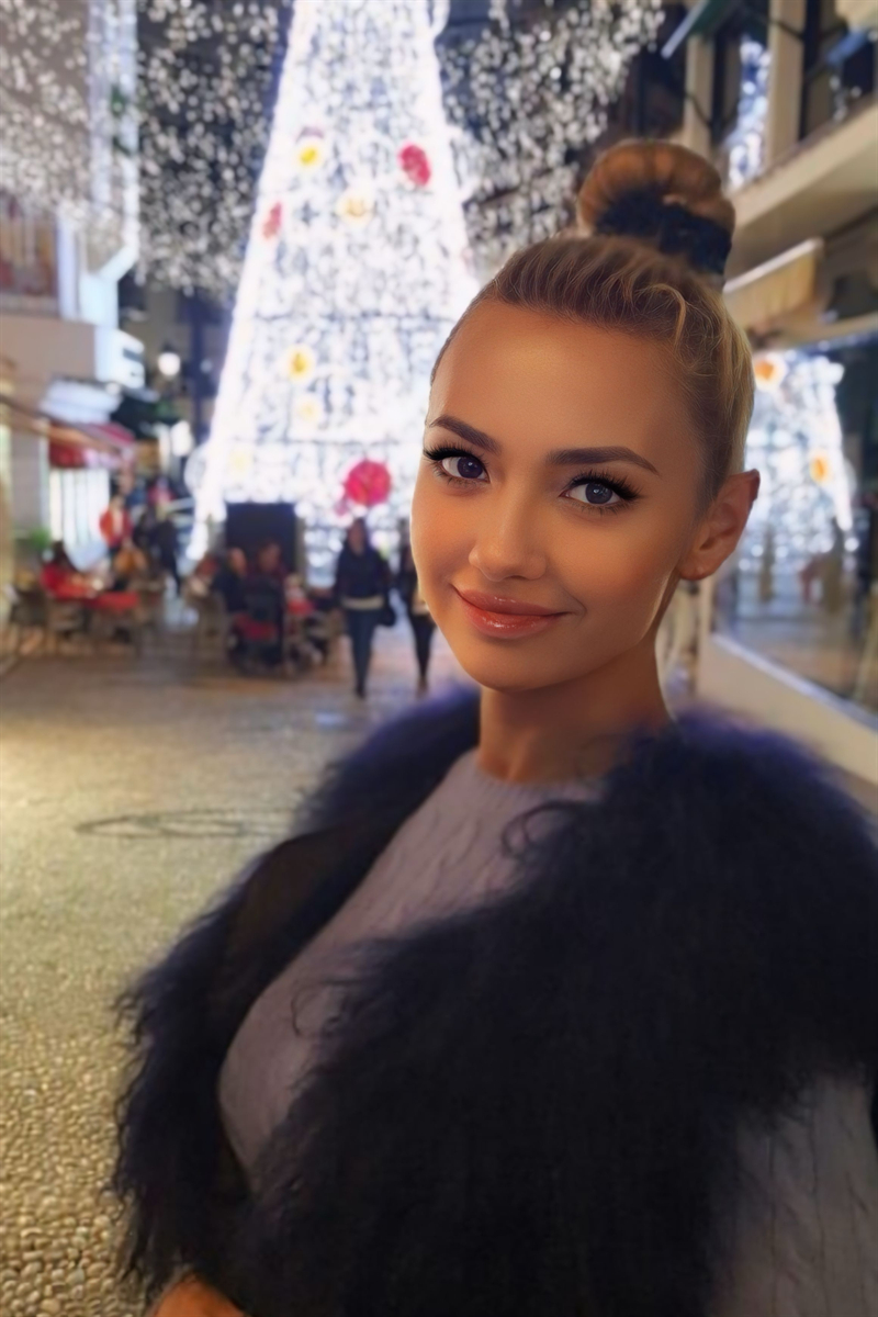 Beautiful Czech Girl Irina From Praha With Blonde Hair 45yo Id 211352