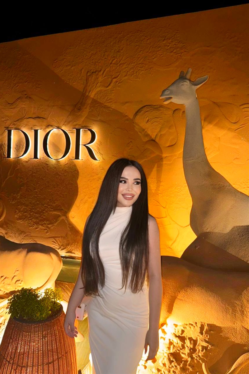 Wonderful Dilshoda (25 y.o.) from Tashkent with Dark Brown hair - ID ...