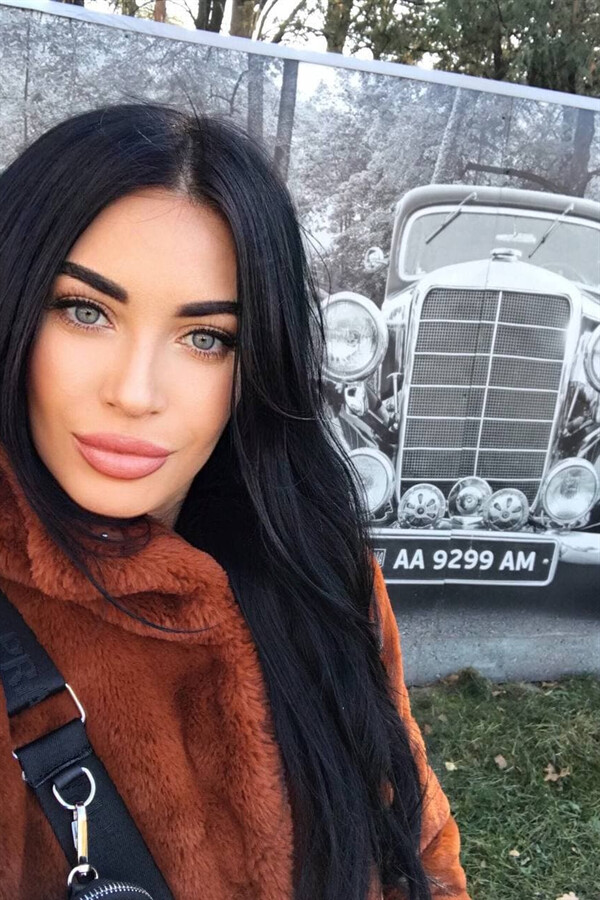 Dating a german woman Inna from Berlin with Black hair 51yo - ID 357898 ...