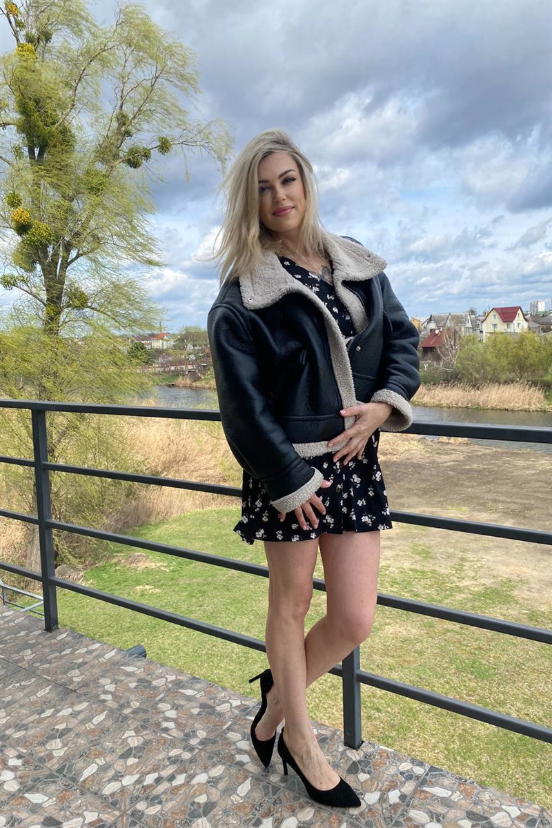 Dating a german girl Alena from Potsdam with Blonde hair 49yo - ID ...
