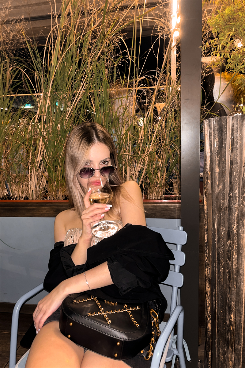 Wonderful Adelina (21 y.o.) from Odessa with Blonde hair - ID 576125 ... Wonderful Adelina (21 y.o.) from Odessa with Blonde hair - ID 576125 ...