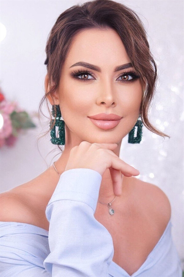 Charming Marina (35 y.o.) from Dnepr with Light Brown hair - ID 353936 ...