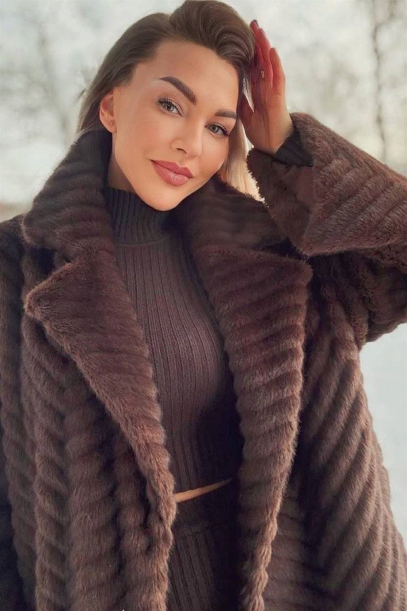 Beautiful Agnes (35 y.o.) from Riga with Light Brown hair - ID 153680 ...