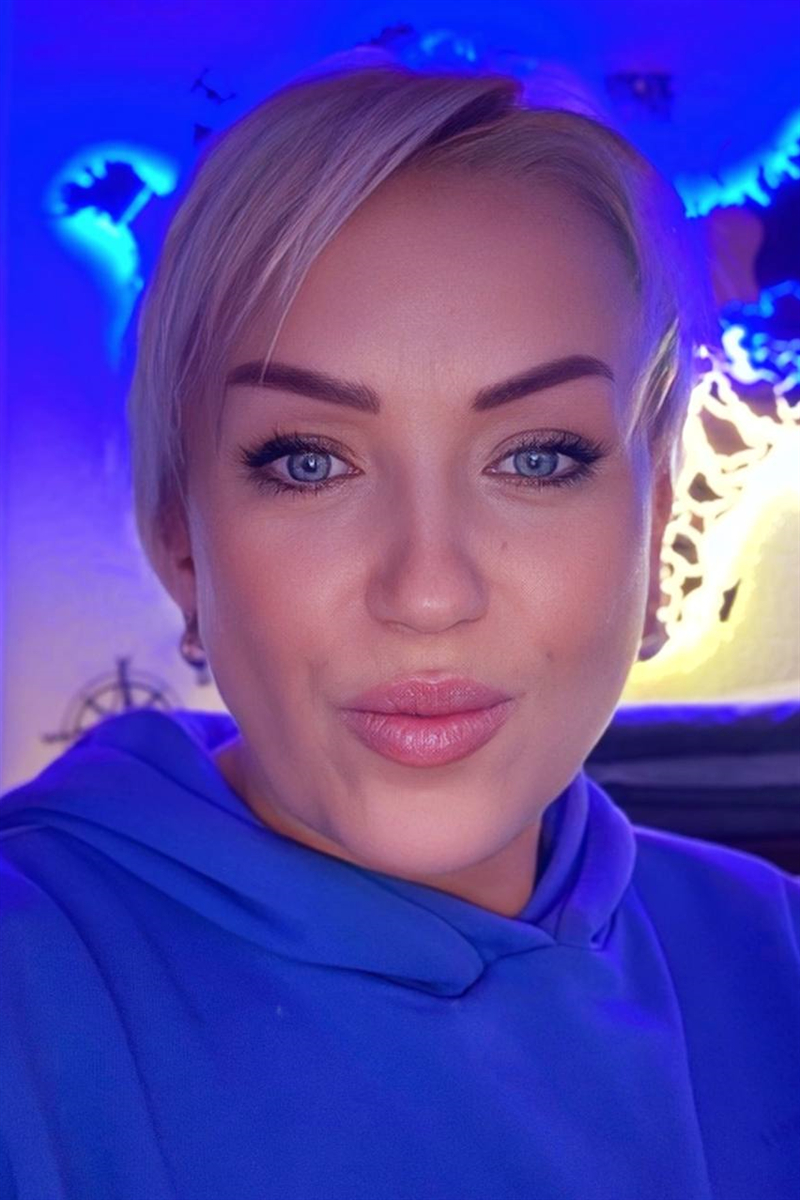 Charming Inna (48 y.o.) from Kiev with Blonde hair - ID 175279 | LadaDate