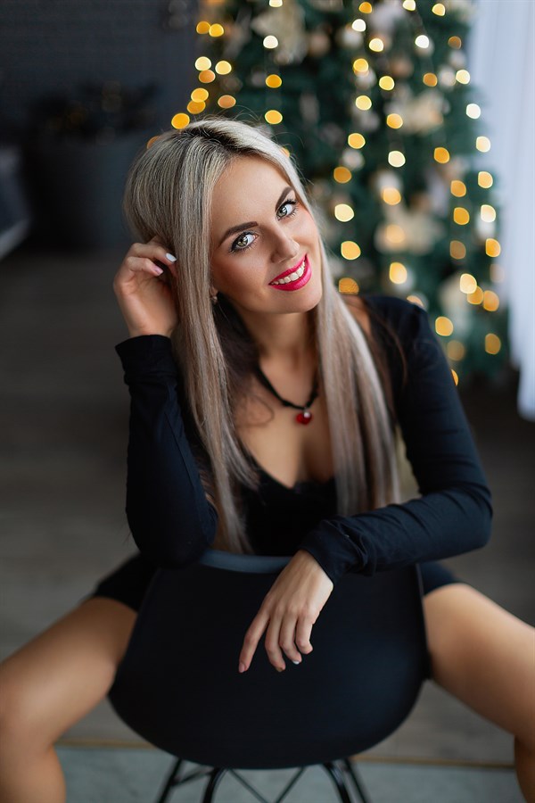 Wonderful Elena 39 Y O From Nikolaev With Blonde Hair Id 554273