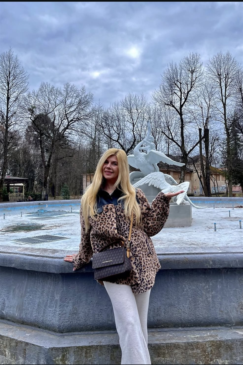 Beautiful Irina (55 y.o.) from Lviv with Blonde hair - ID 989195 | LadaDate