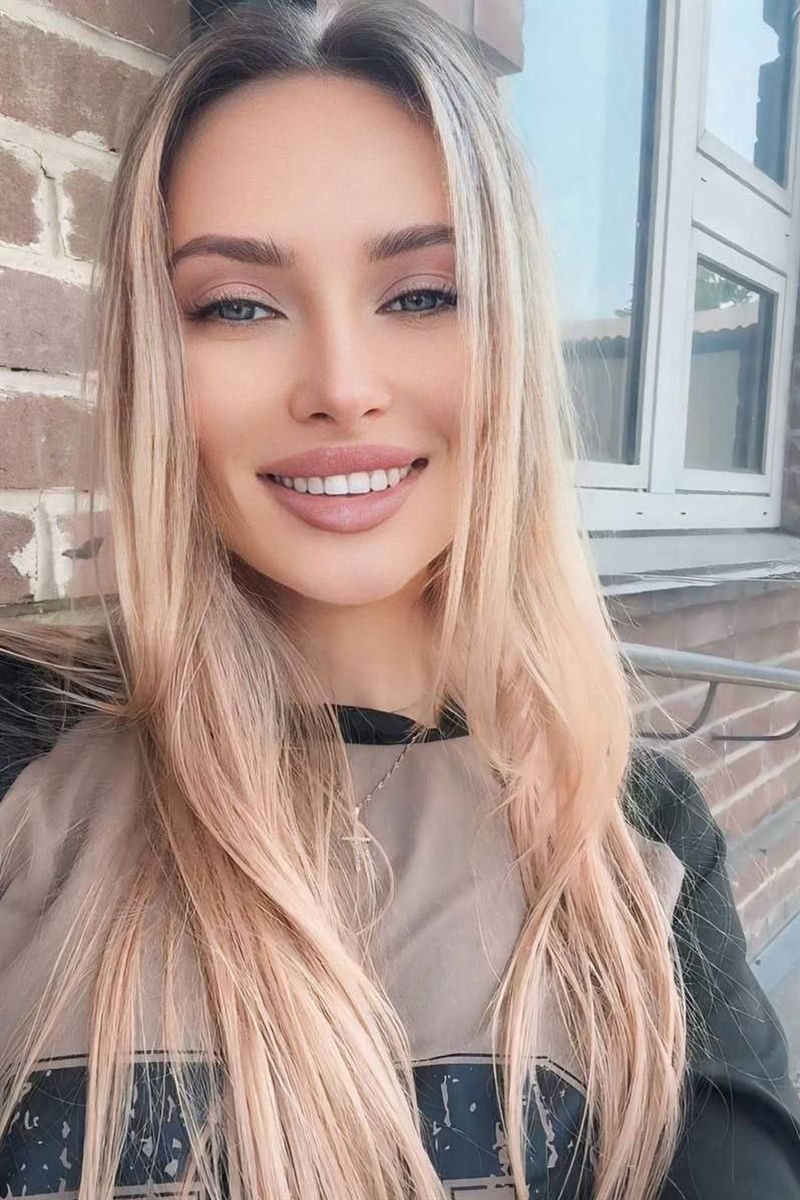 Wonderful Inna (36 y.o.) from Kiev with Blonde hair - ID 316482 | LadaDate