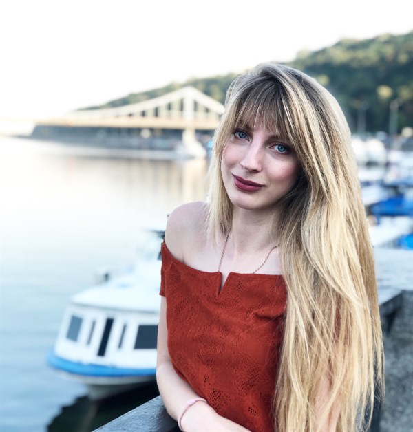 Beautiful Alina (29 y.o.) from Kiev with Light Brown hair - ID 413251 ...