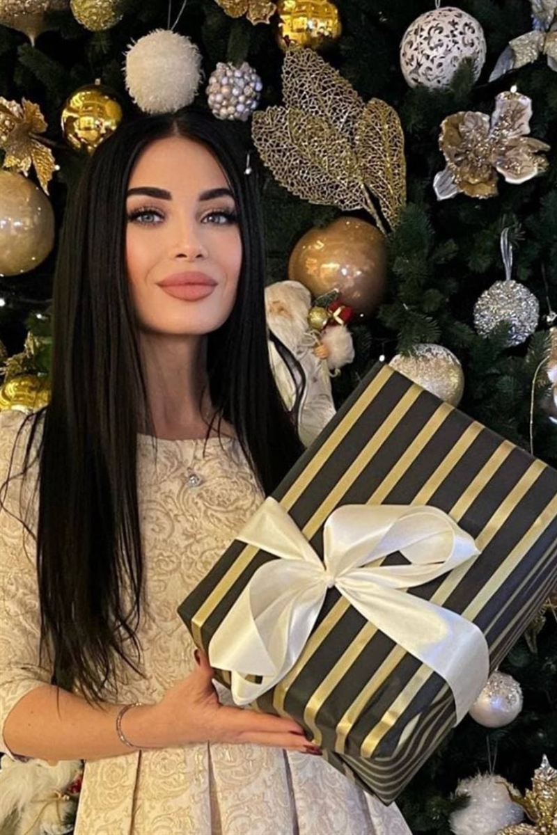 Dating a german woman Inna from Berlin with Black hair 51yo - ID 357898 ...