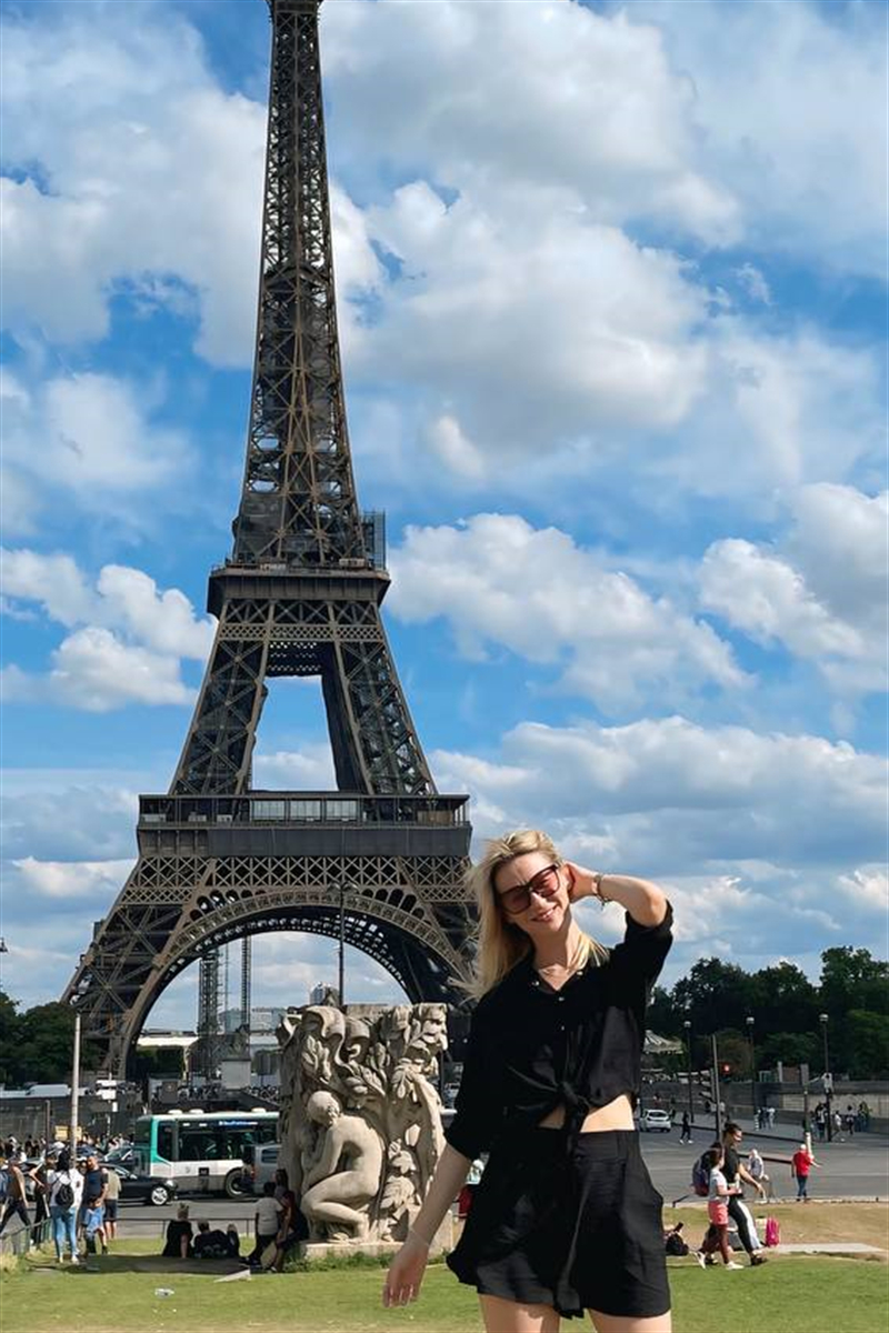 Beautiful Natalia (38 y.o.) from Madrid with Blonde hair - ID 369622 | LadaDate