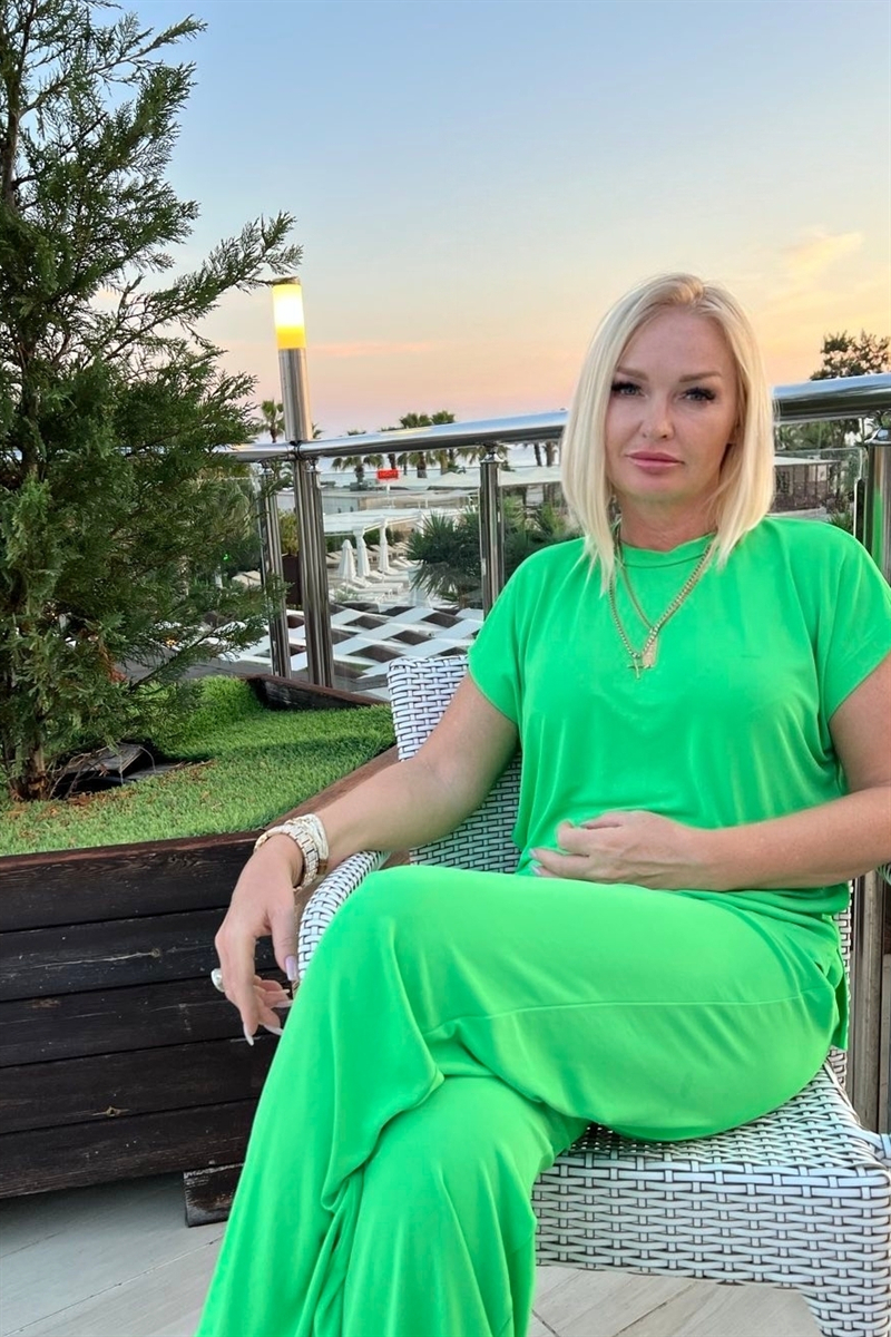 Charming Elena (57 y.o.) from Tiraspol with Blonde hair - ID 323173 ...