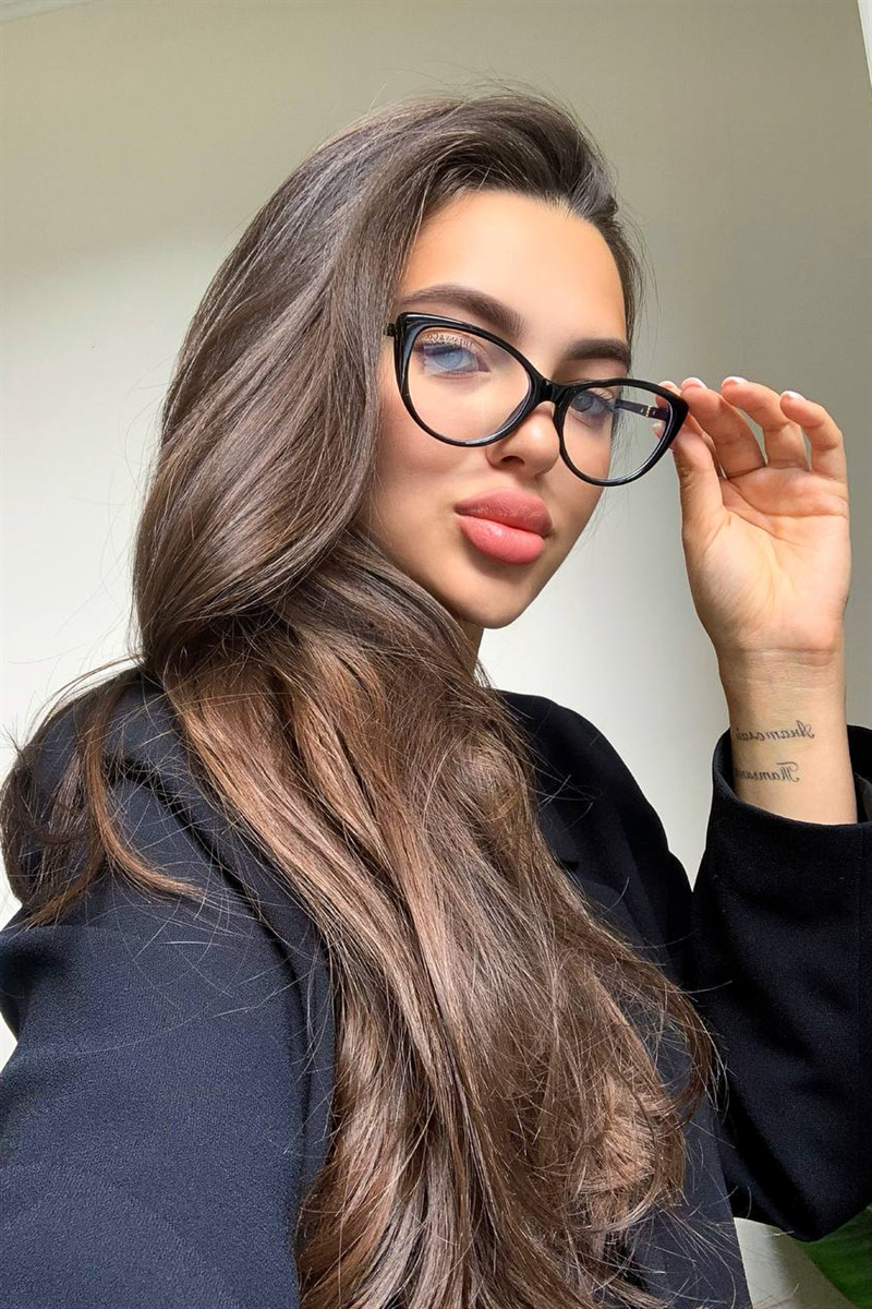 Wonderful Lika (23 y.o.) from Odessa with Black hair - ID 849234 | LadaDate