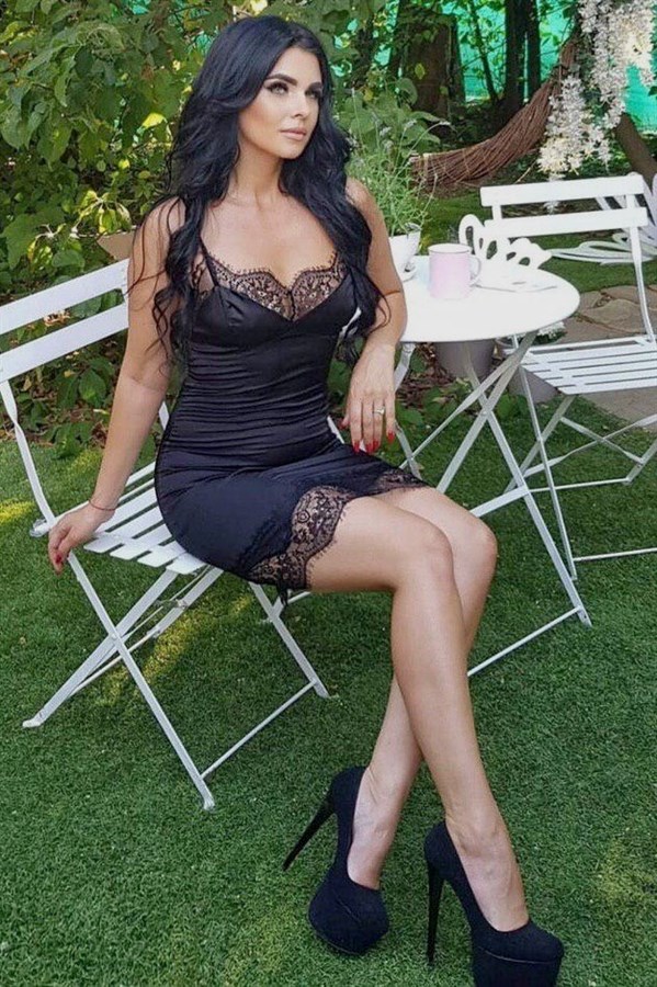 Belle Vera (42 ans) de Kiev avec aux cheveux Noirs - ID 504205 | LadaDate Belle Vera (42 ans) de Kiev avec aux cheveux Noirs - ID 504205 | LadaDate