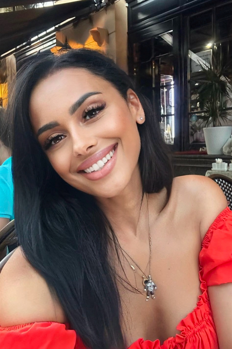 Beautiful Anna (42 y.o.) from Rishon Lezion with Black hair - ID 253492 | LadaDate