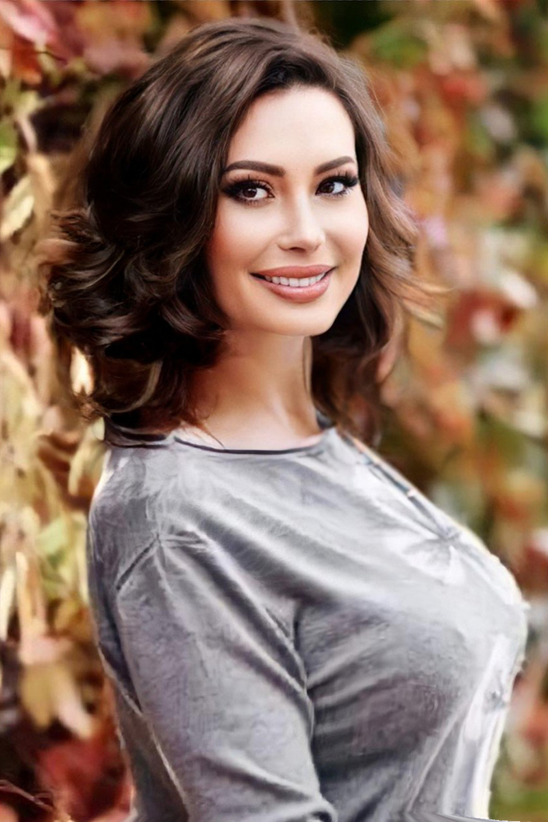Wonderful Anna 45 Y O From Poltava With Dark Brown Hair Id 213934