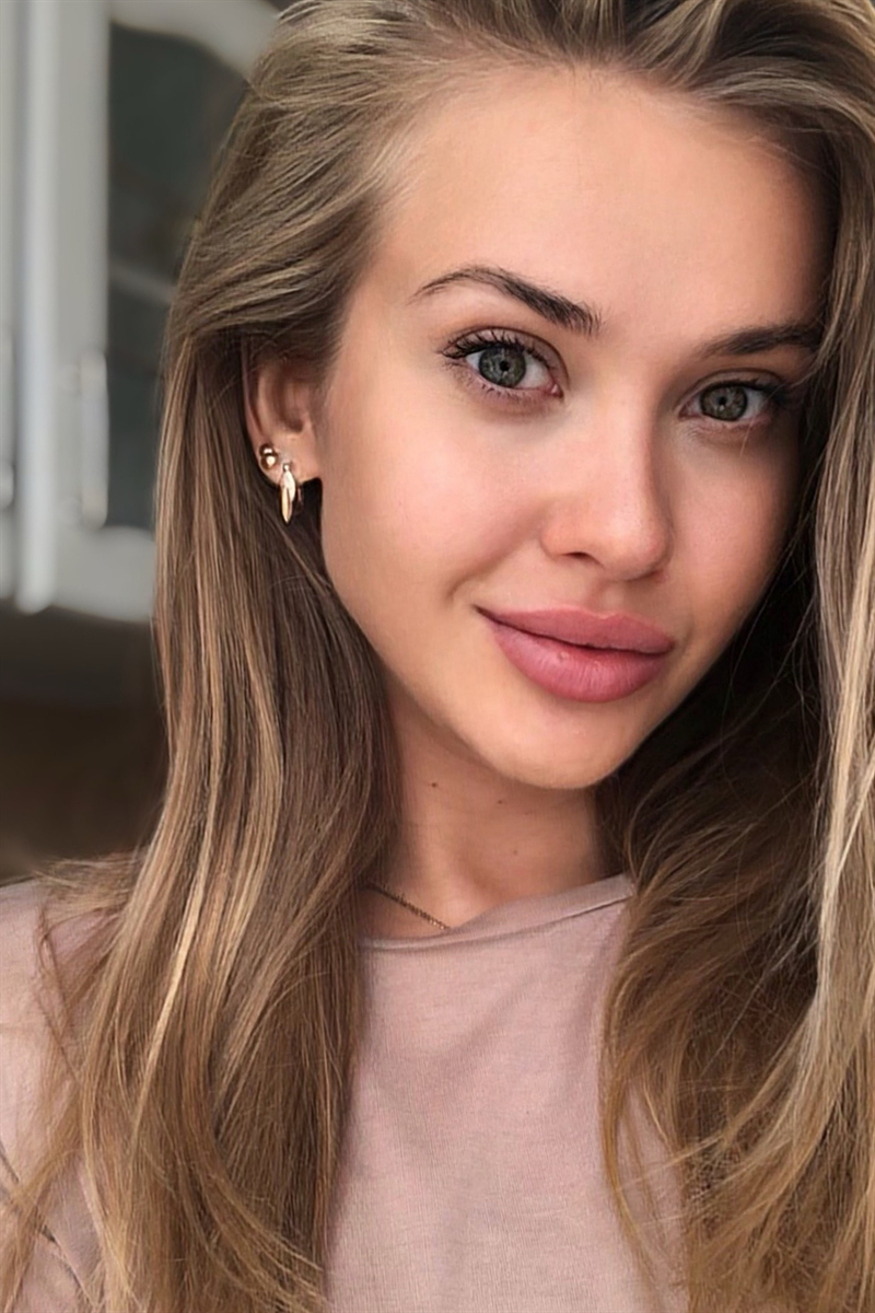 Beautiful Alena (32 y.o.) from Kiev with Blonde hair - ID 159530 | LadaDate