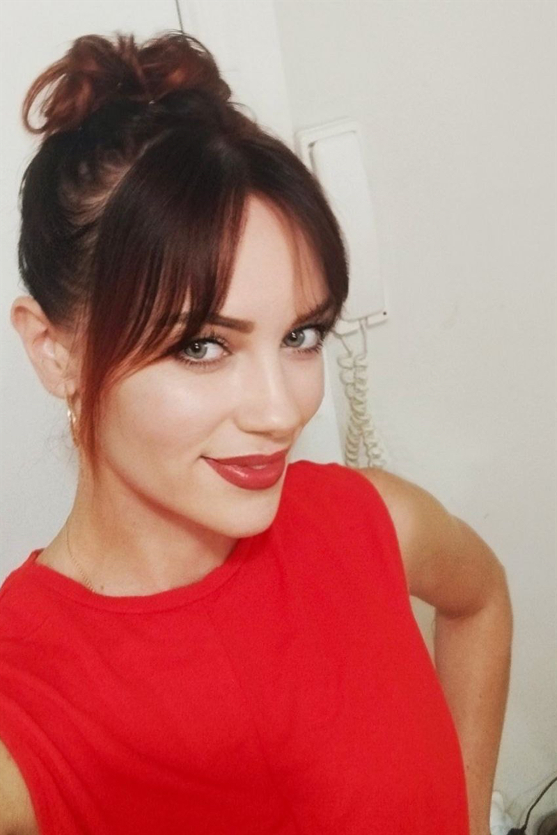 Gorgeous Olesya (46 y.o.) from Kiev with Red hair - ID 894503 | LadaDate