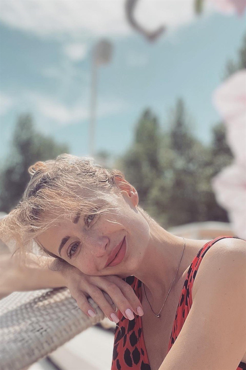 Gorgeous Alina (39 y.o.) from Kiev with Blonde hair - ID 100558 | LadaDate