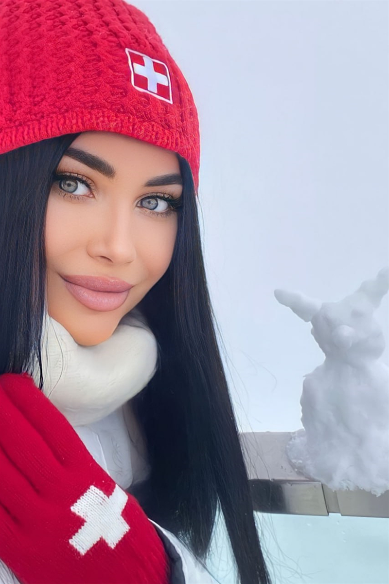 Dating a german woman Inna from Berlin with Black hair 51yo - ID 357898 ...