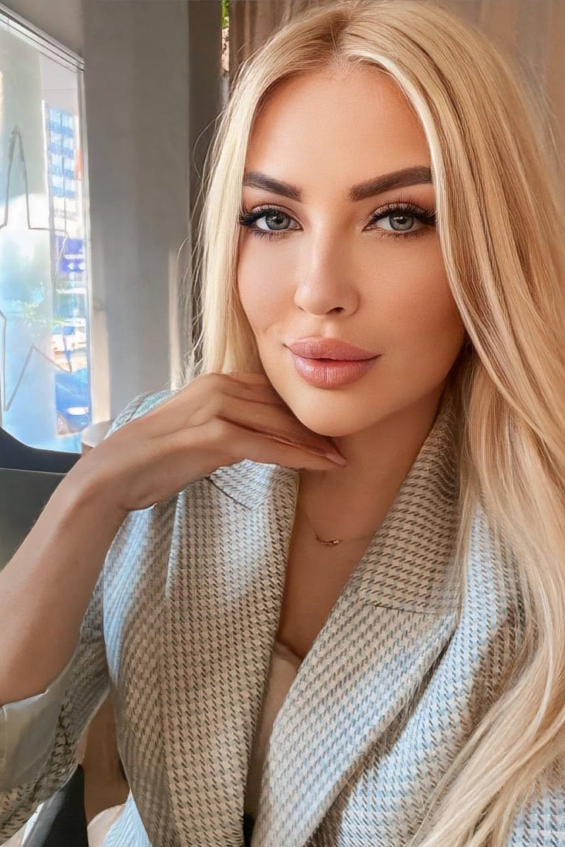 Wonderful Natalya (48 y.o.) from Irpen with Blonde hair - ID 740169 ...