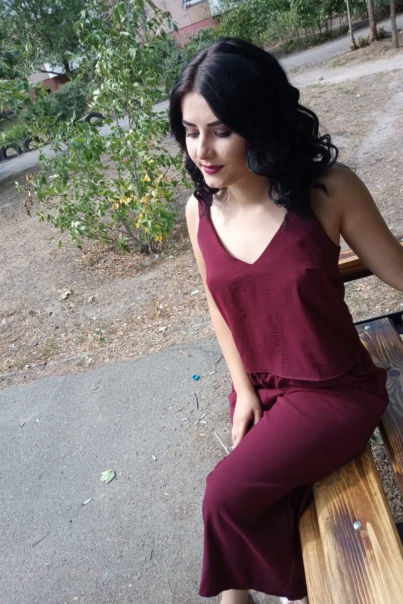 Beautiful Snezhana (25 y.o.) from Odessa with Black hair - ID 172420 | LadaDate