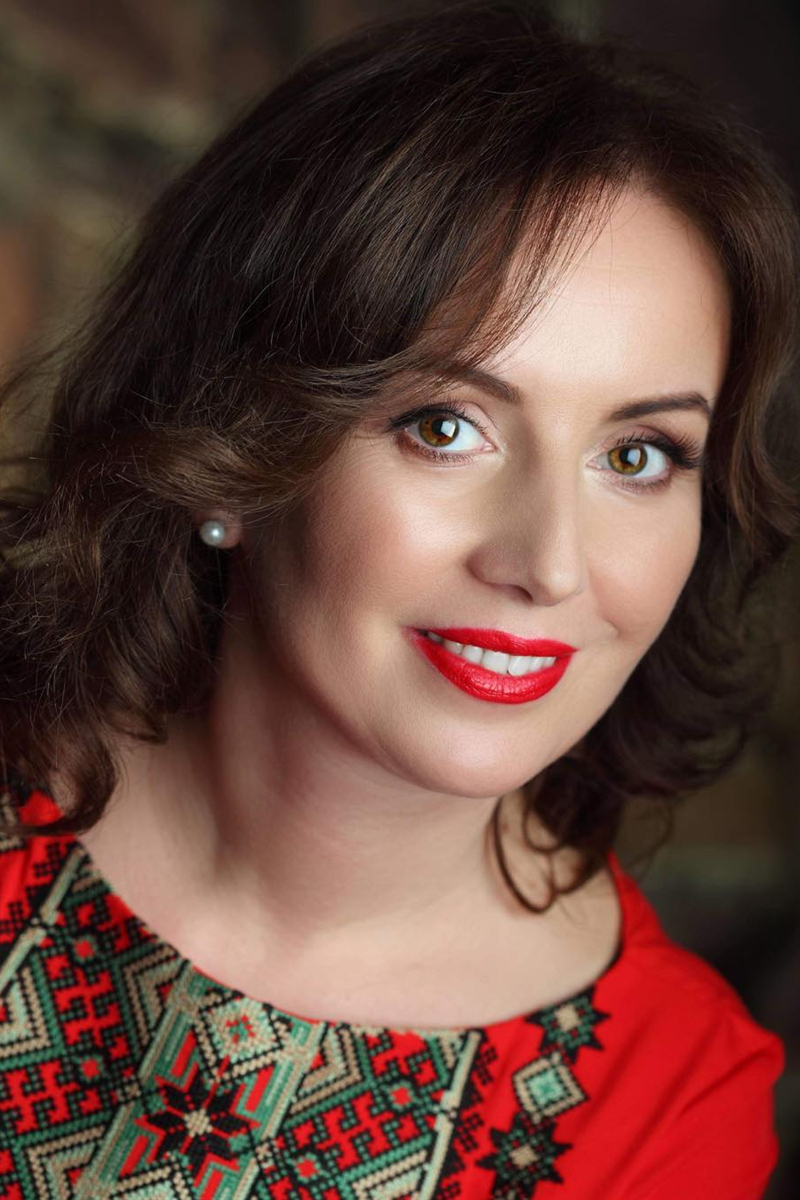 Gorgeous Oksana (50 y.o.) from Ternopol with Light Brown hair - ID 520381 | LadaDate