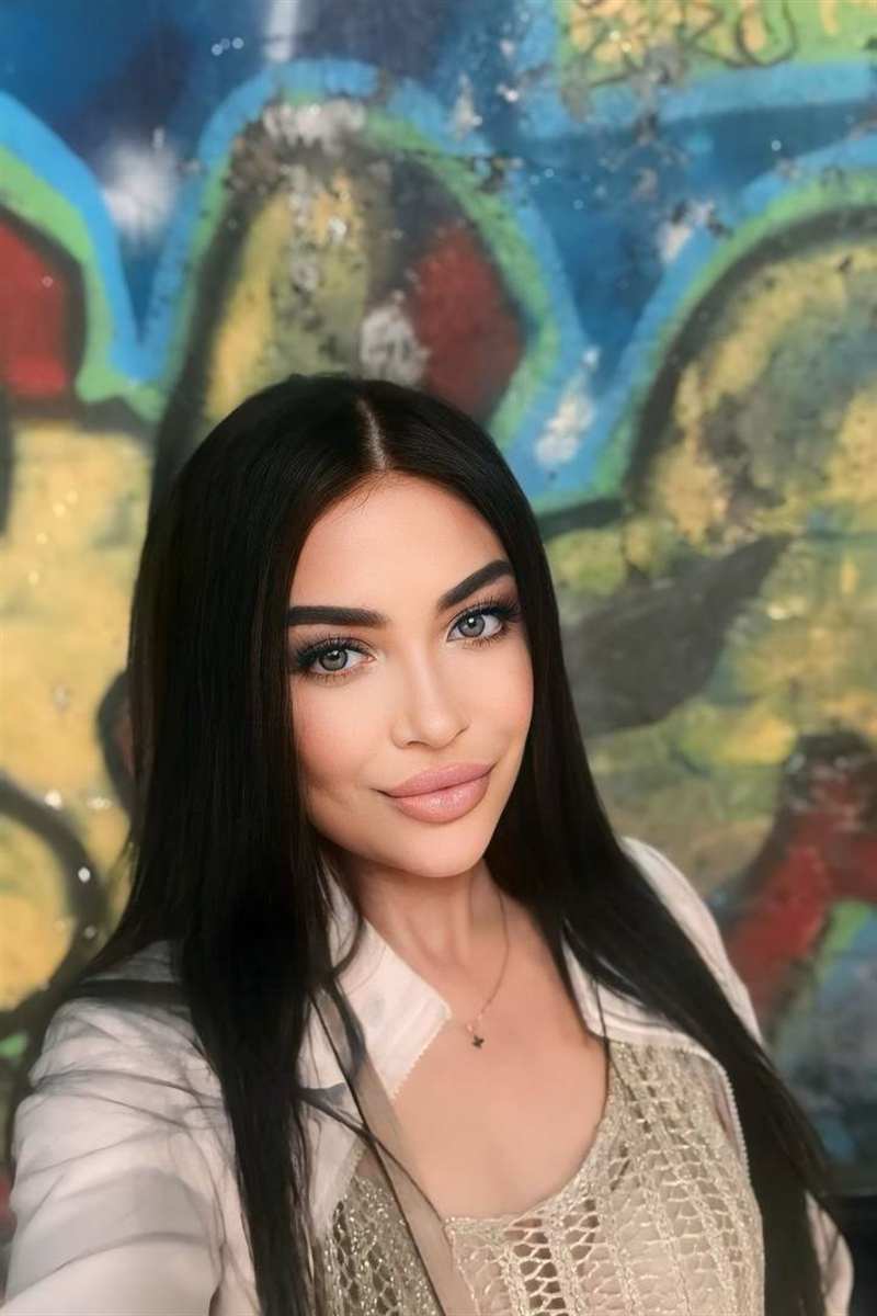 Dating a german woman Inna from Berlin with Black hair 50yo - ID 357898 ...