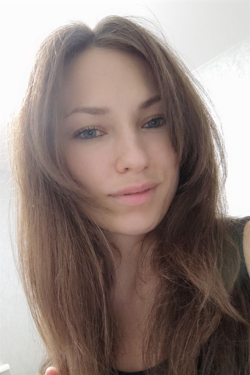 Beautiful Antonina (37 y.o.) from Kharkov with Light Brown hair - ID 452098 | LadaDate