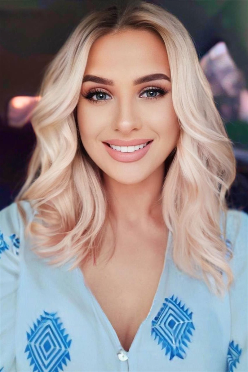 Gorgeous Vera (34 y.o.) from Dnepr with Dark Brown hair - ID 254213 ...