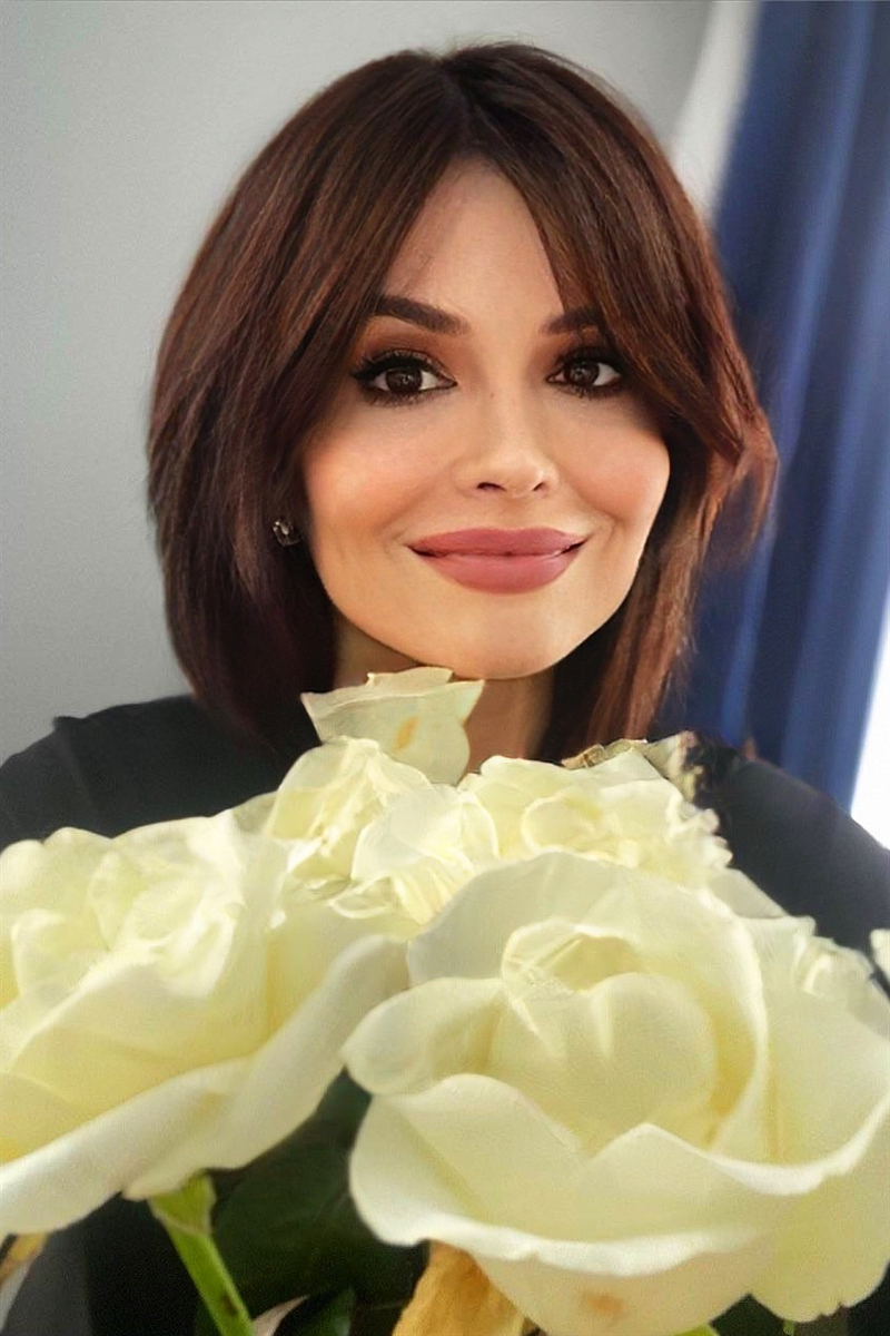 Charming Larisa (55 y.o.) from Kiev with Dark Brown hair - ID 729981 | LadaDate