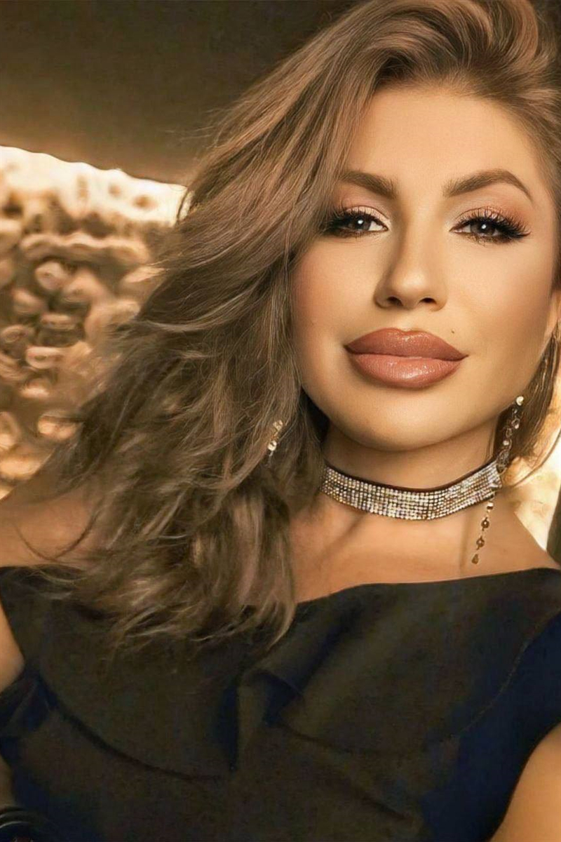 Gorgeous Oksana (47 y.o.) from Cherkassy with Light Brown hair - ID 758315 | LadaDate