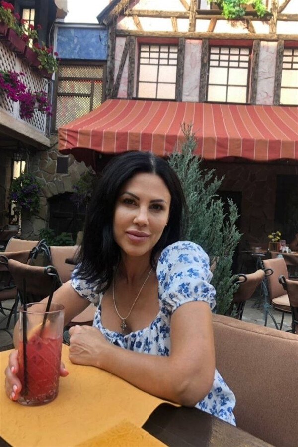 Gorgeous Irina (52 y.o.) from Kharkov with Black hair - ID 429597 ...