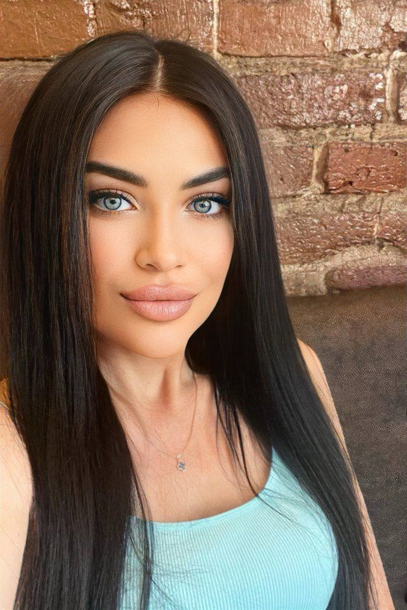 Dating a german woman Inna from Berlin with Black hair 51yo - ID 357898 ...