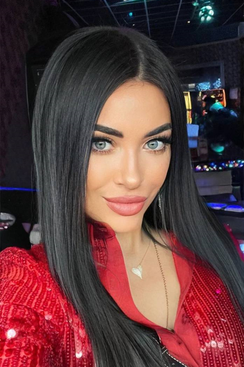 Dating a german woman Inna from Berlin with Black hair 51yo - ID 357898 ...