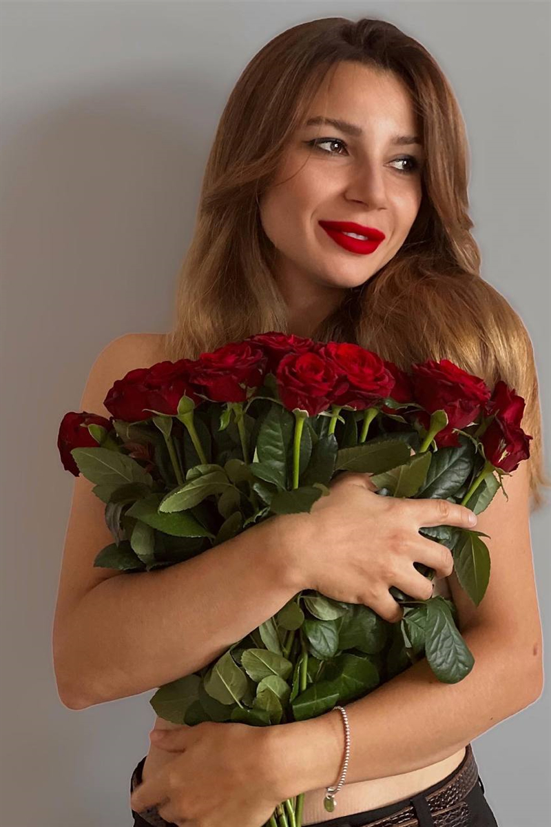 Wonderful Darina (32 y.o.) from Odessa with Light Brown hair - ID ...