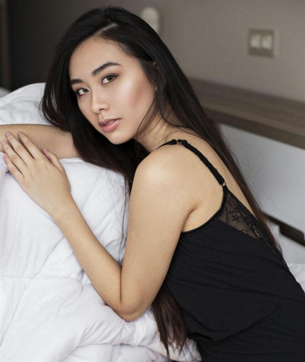 Beautiful Kieu Nga (25 y.o.) from Kharkov with Black hair - ID 297240 | LadaDate