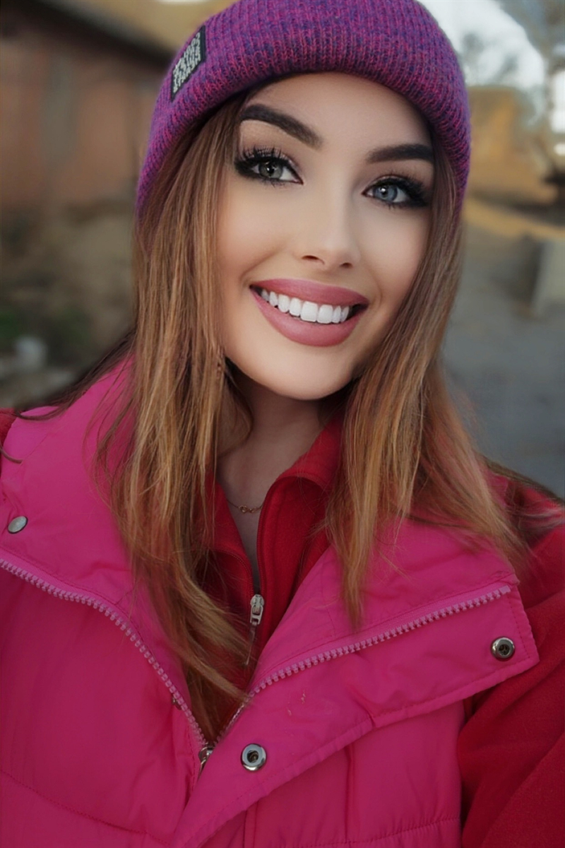 Gorgeous Elena (31 y.o.) from Vinnytsia with Light Brown hair - ID ...