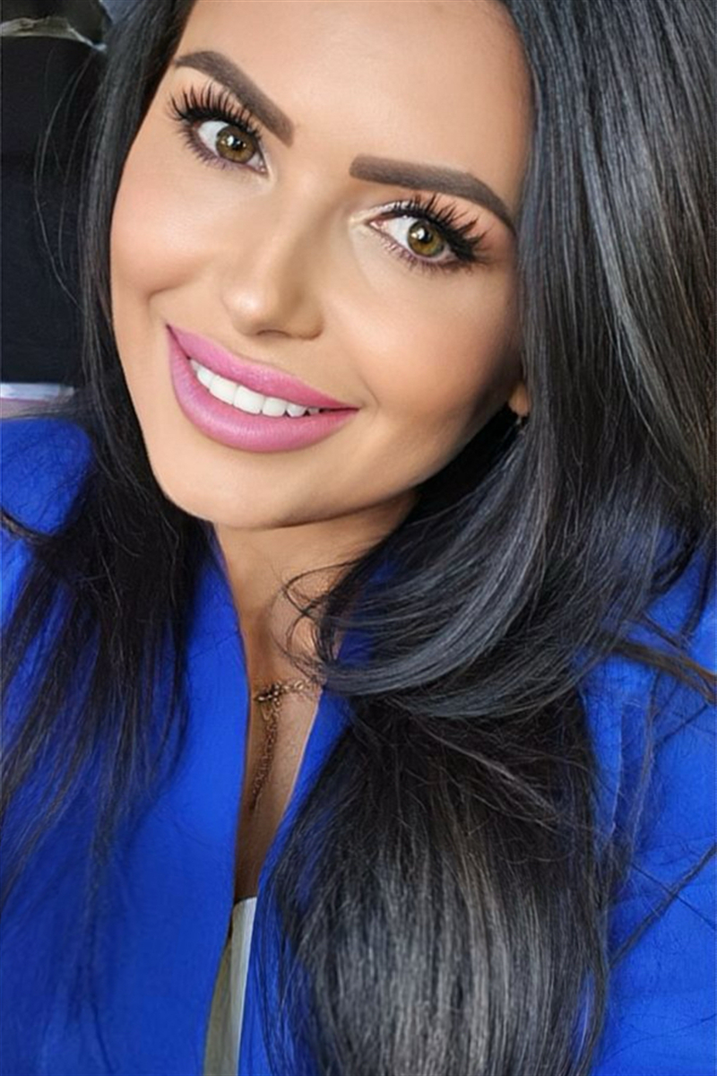 Gorgeous Viorica (43 y.o.) from Chisinau with Black hair - ID 937541 ...