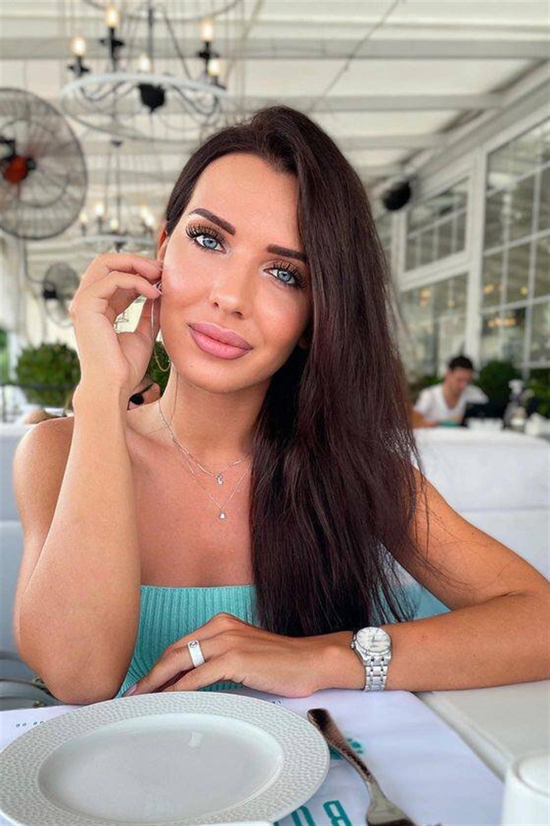 Charming Alina (33 y.o.) from Tiraspol with Black hair - ID 240794 ...
